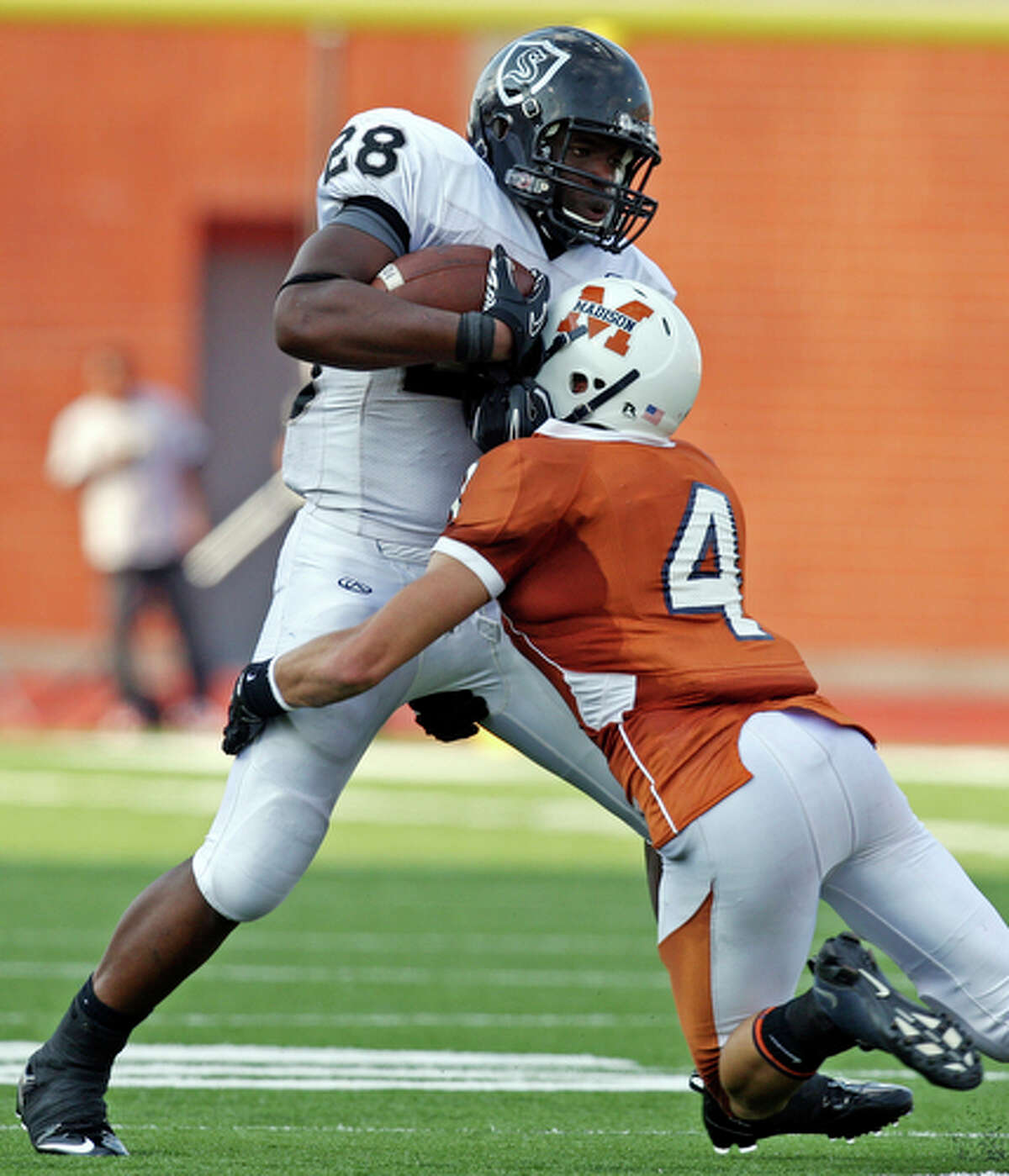 Madison 28, Steele 23