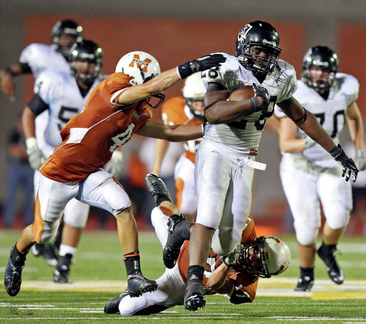 Madison 28, Steele 23