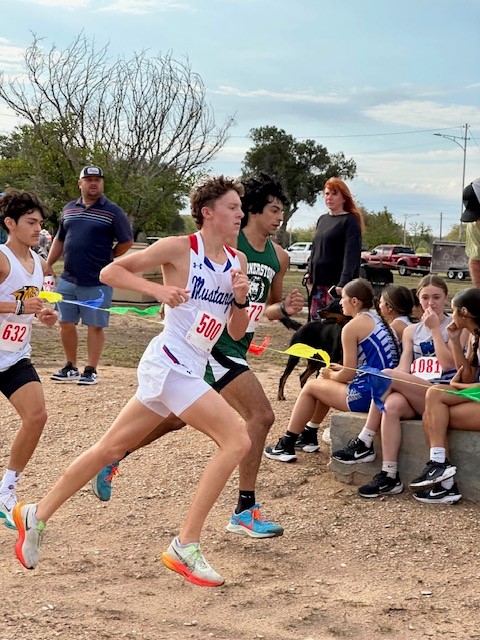 Midland Christian cross-country shines at Eric Stinson Invite