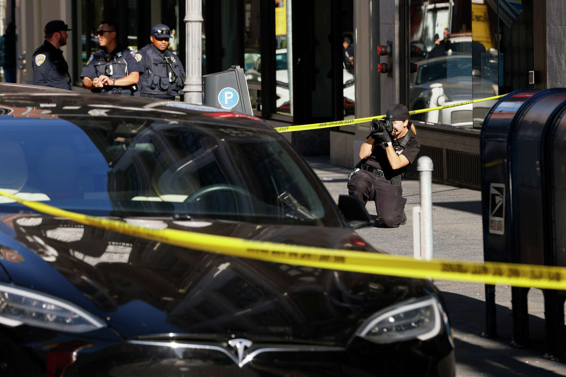 49ers rookie Ricky Pearsall shot during SF Union Square robbery