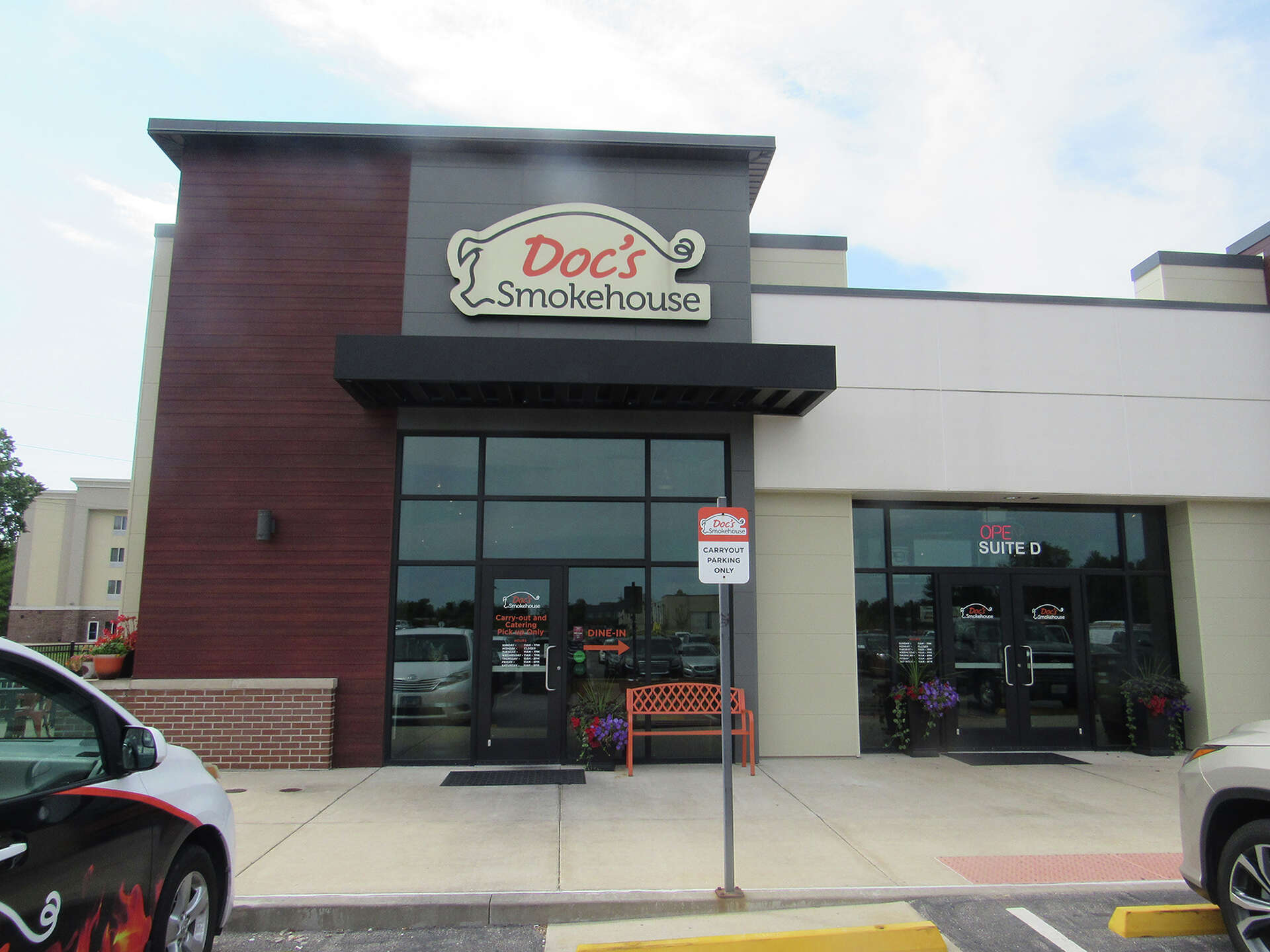 Doc's Smokehouse is a barbecue favorite in Edwardsville IL