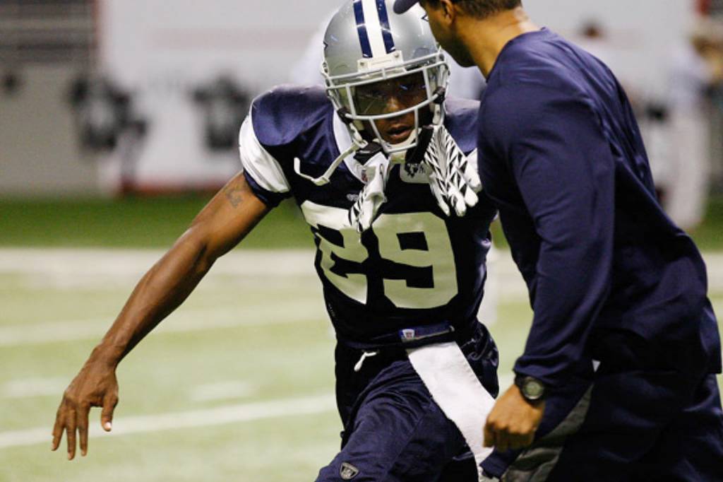 Ex-track UTSA star Williams growing in Cowboys secondary