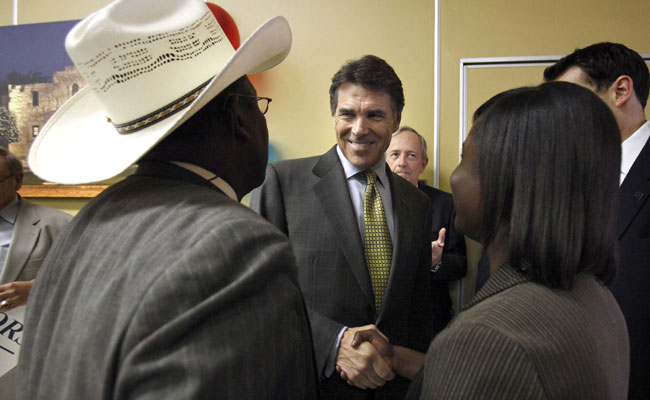 Perry wins Realtors' endorsement