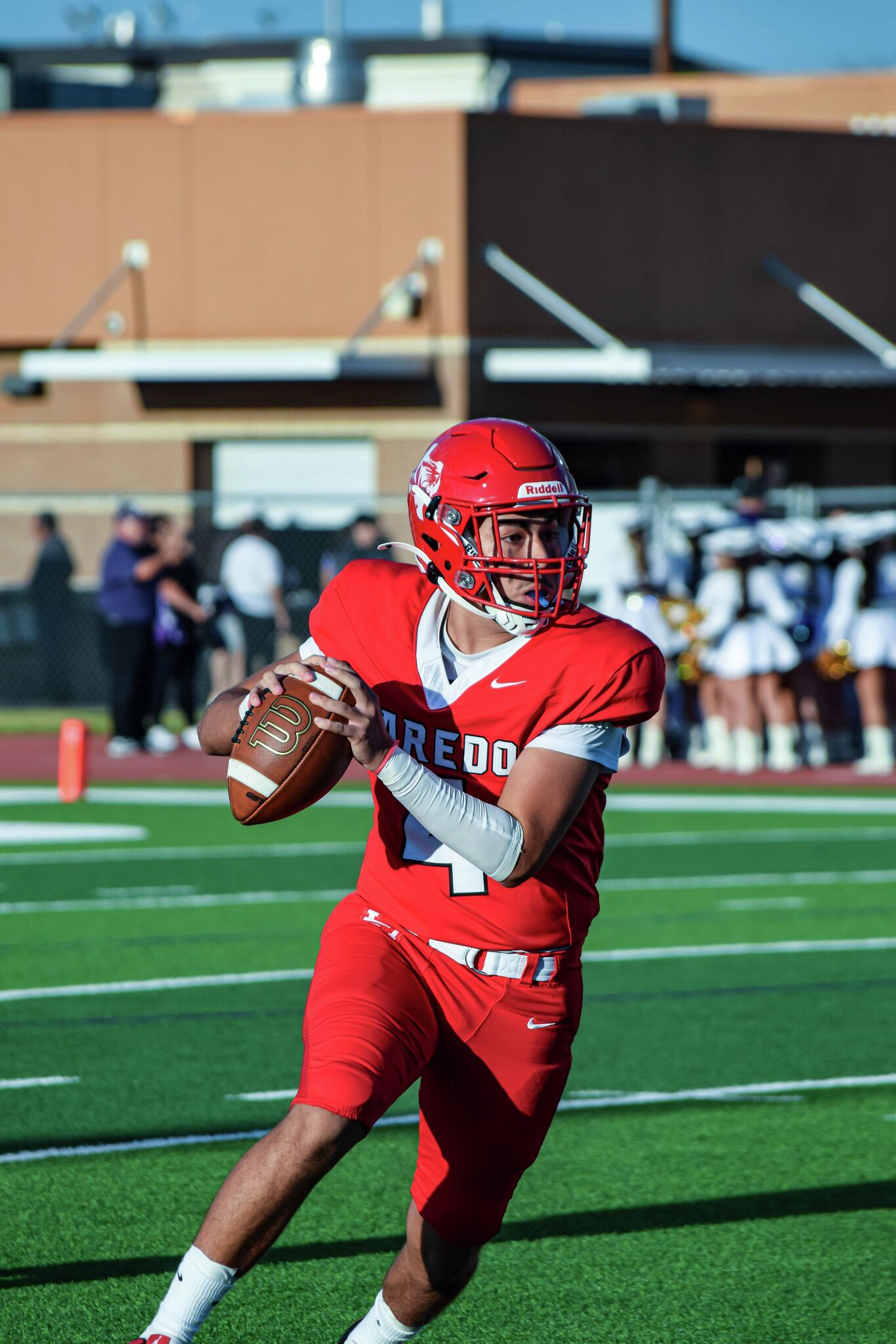 Martin Tigers seek victory in Zapata despite quarterback setback
