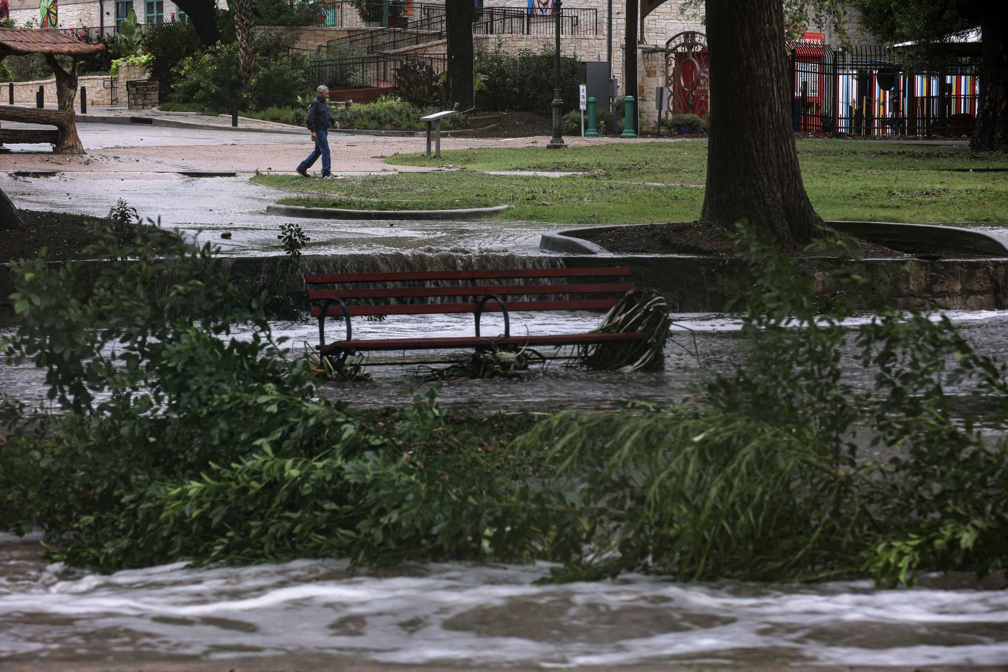 San Antonio Zoo reopens after flood, says animals are safe