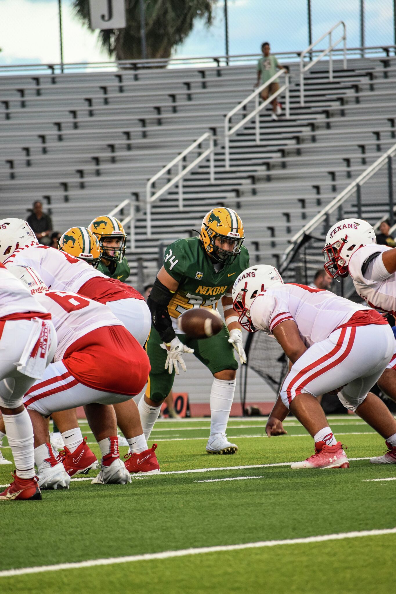 LBJ Wolves face Nixon Mustangs in Laredo showdown at the SAC