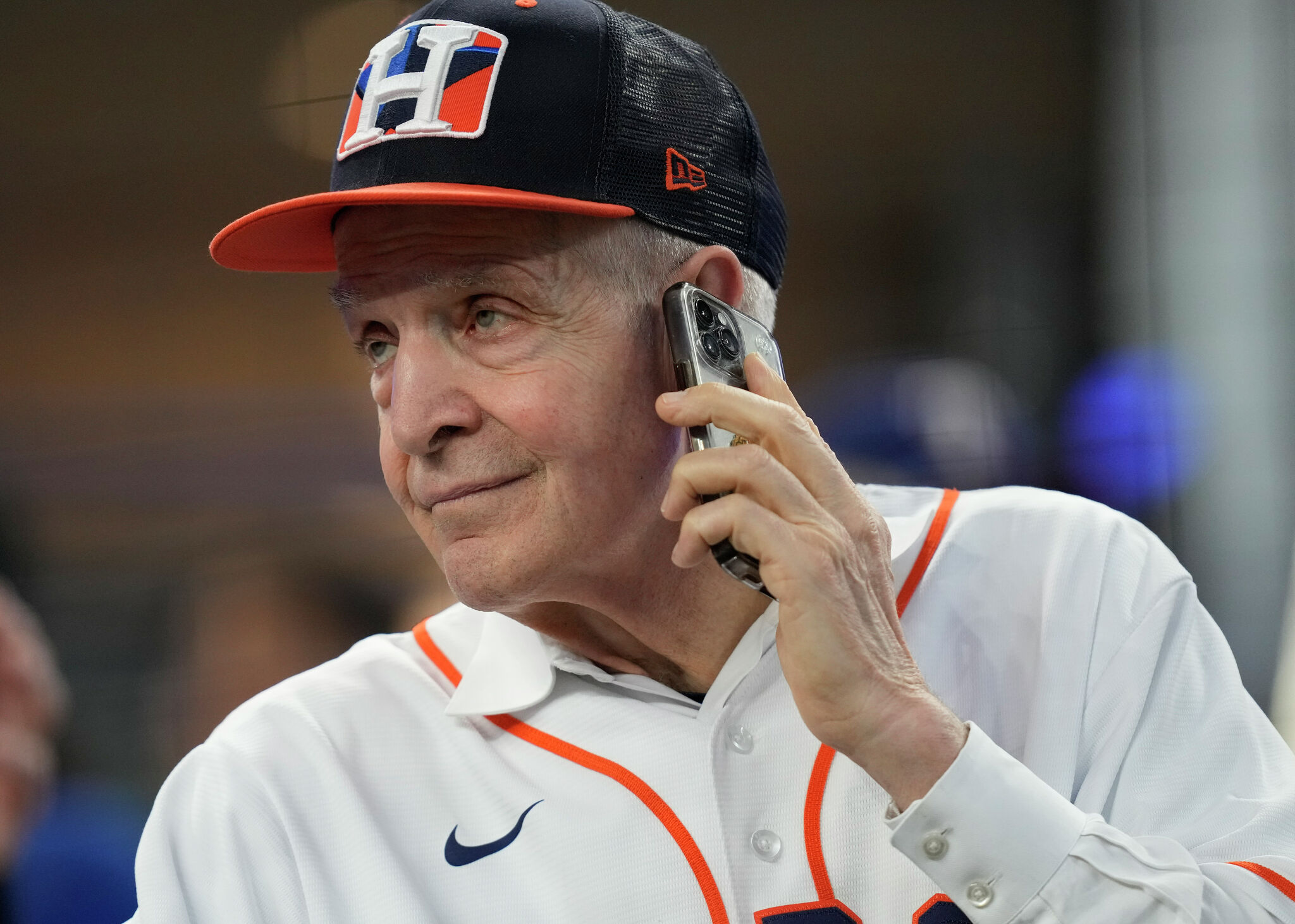 A New York bar is going full Mattress Mack for NBA Finals promo