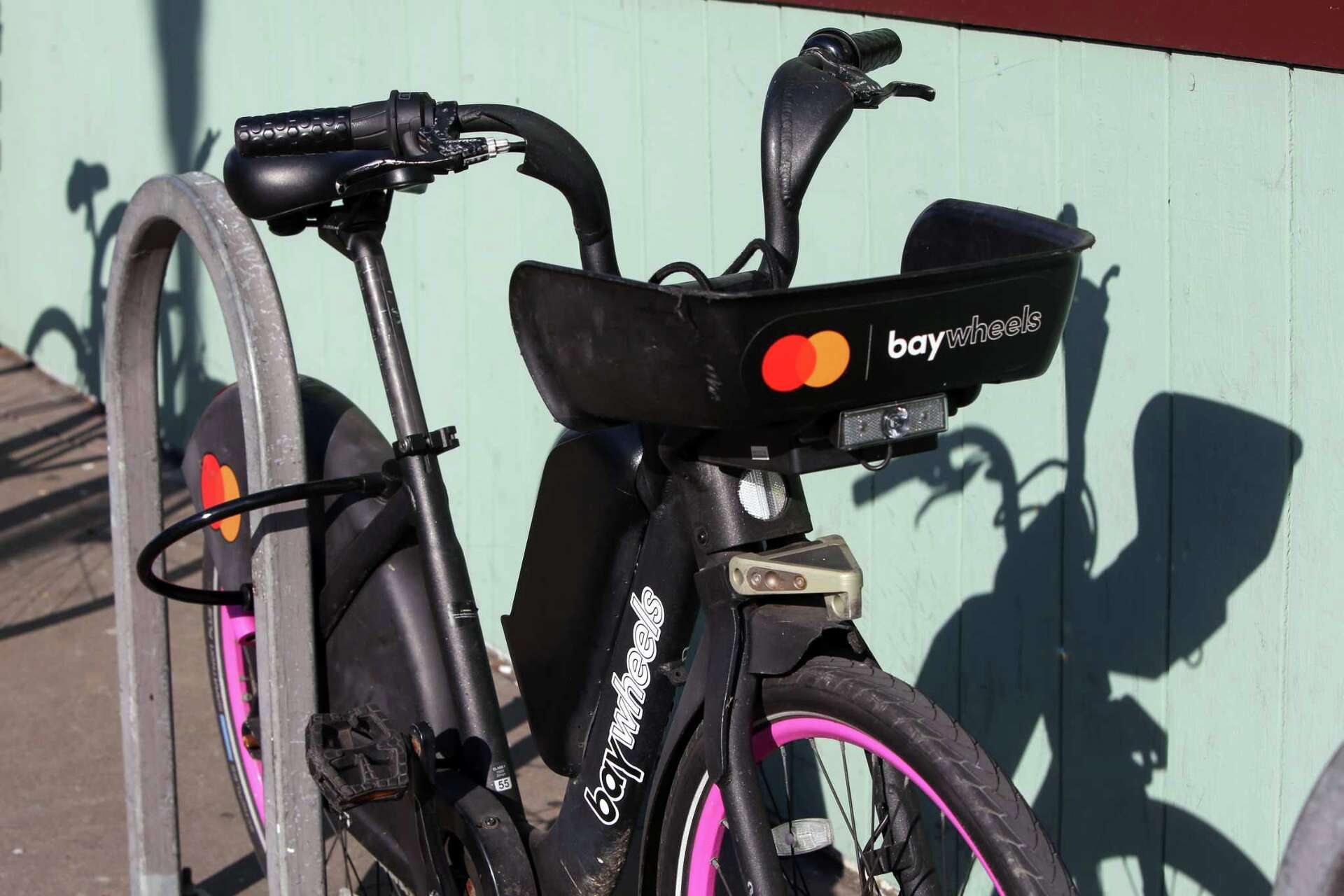 Lyft to lay off 1% of workforce, rework bike, scooter program