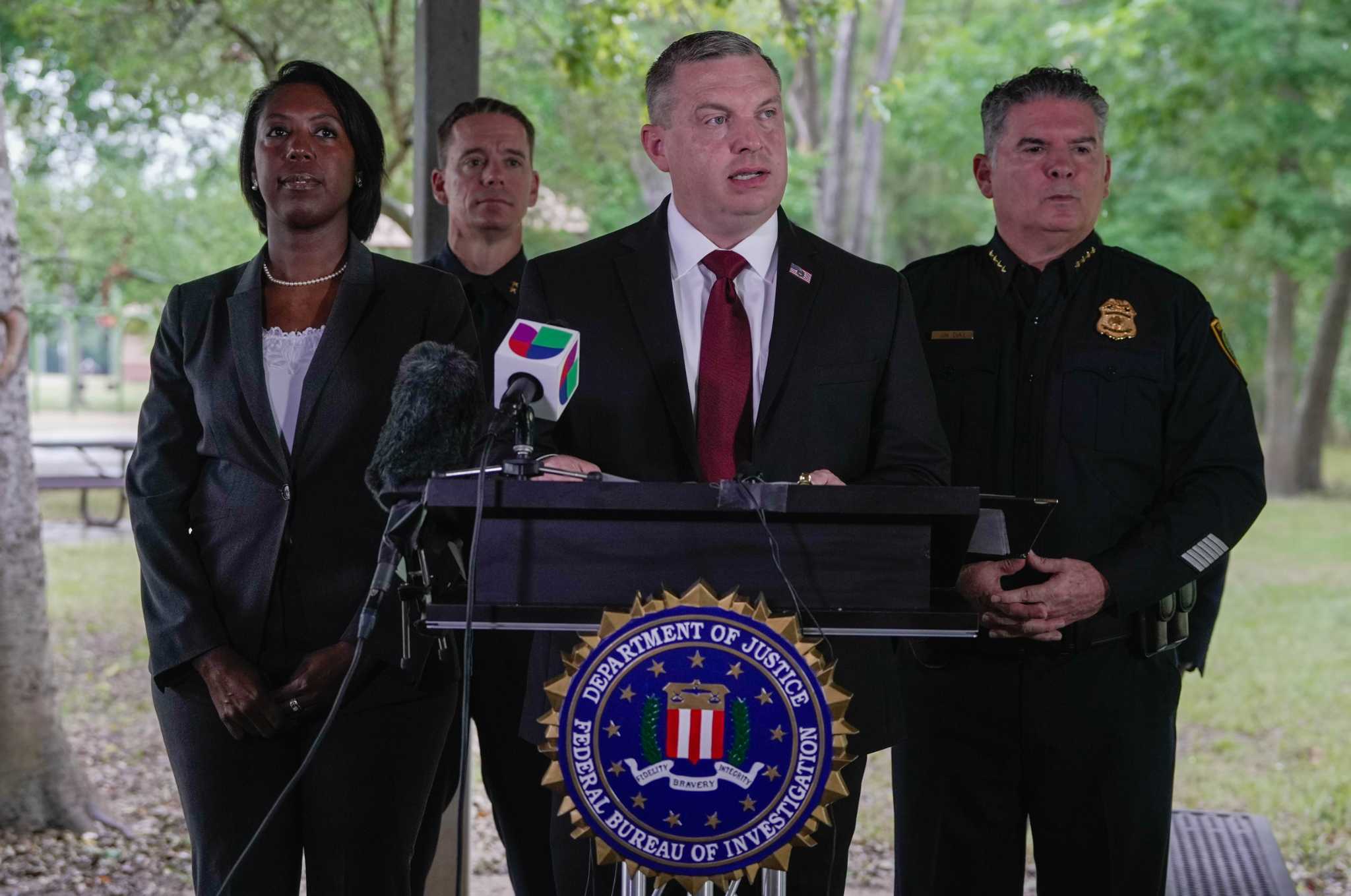 FBI opens civil rights case over Houston park ranger accused of sex as