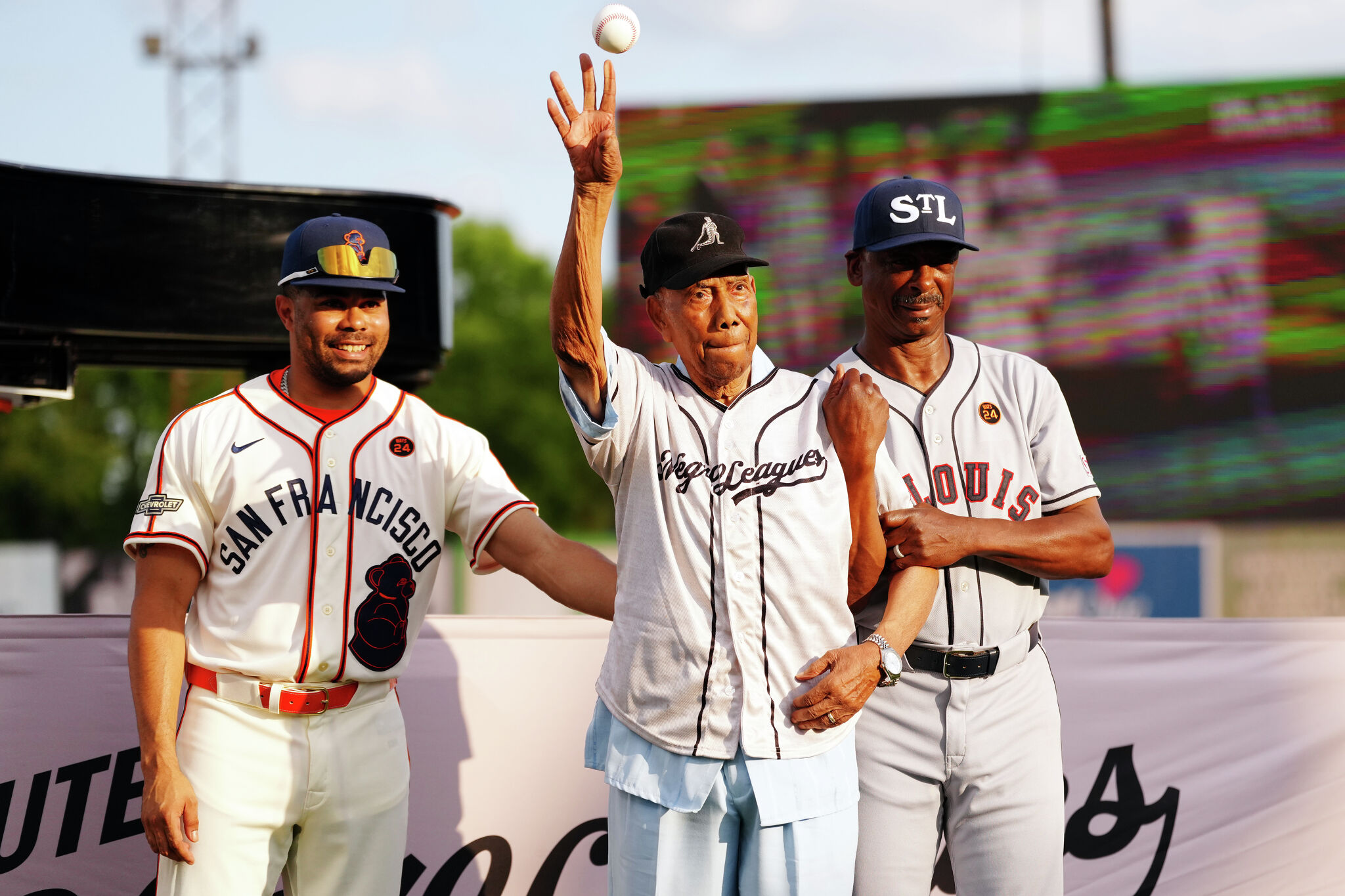 Bill Greason, St. Louis Cardinals’ first Black pitcher, turns 100