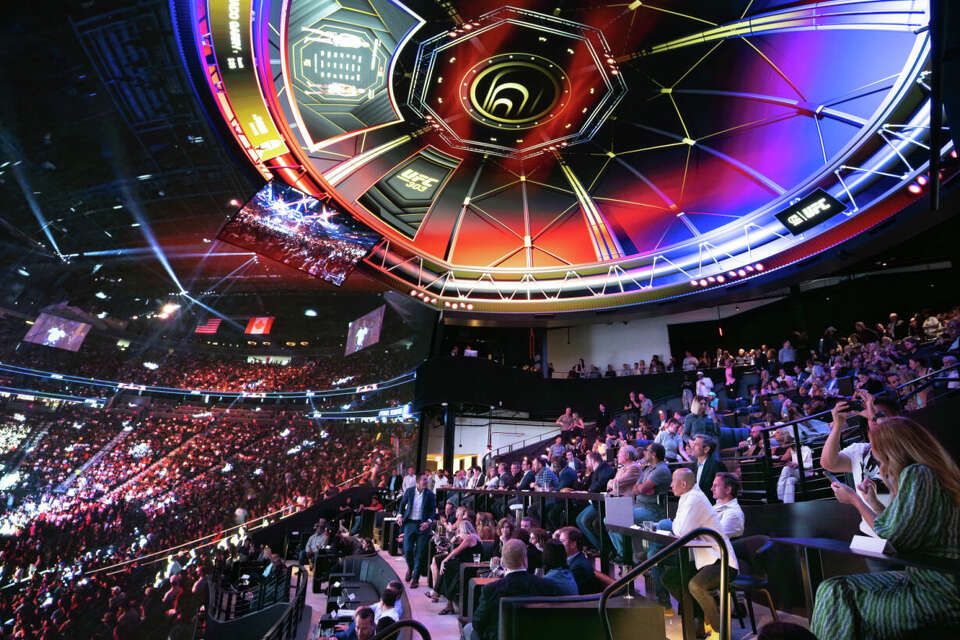 A day at Calif.'s giant new immersive sports venue made me worried.