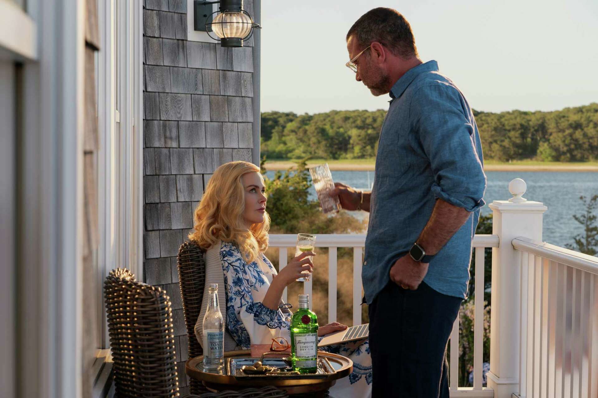Review: Netflix’s ‘Perfect Couple’ has Nicole Kidman at her beachiest