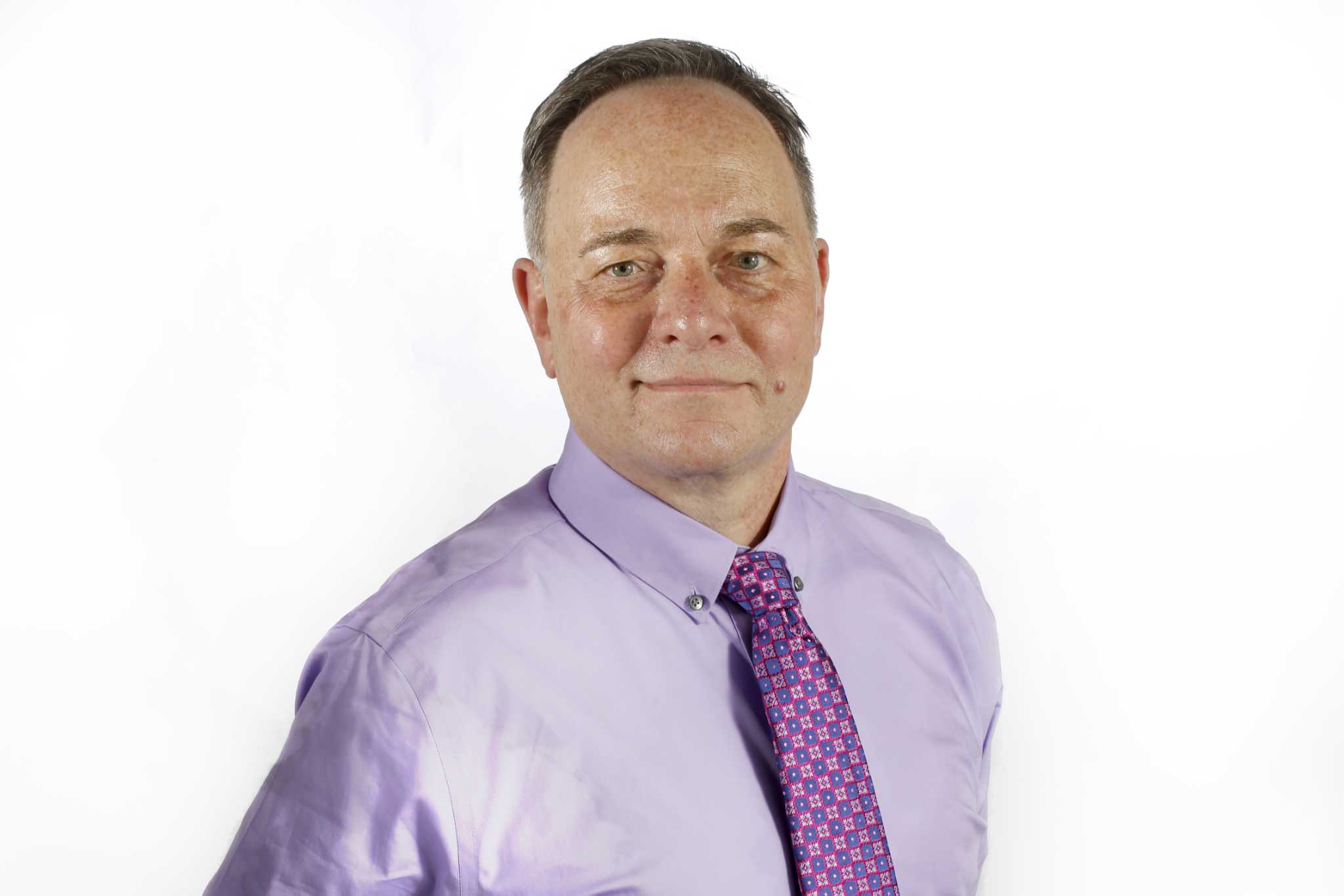 Kevin Fisher-Paulson, SF Chronicle columnist, dies at 66 from cancer