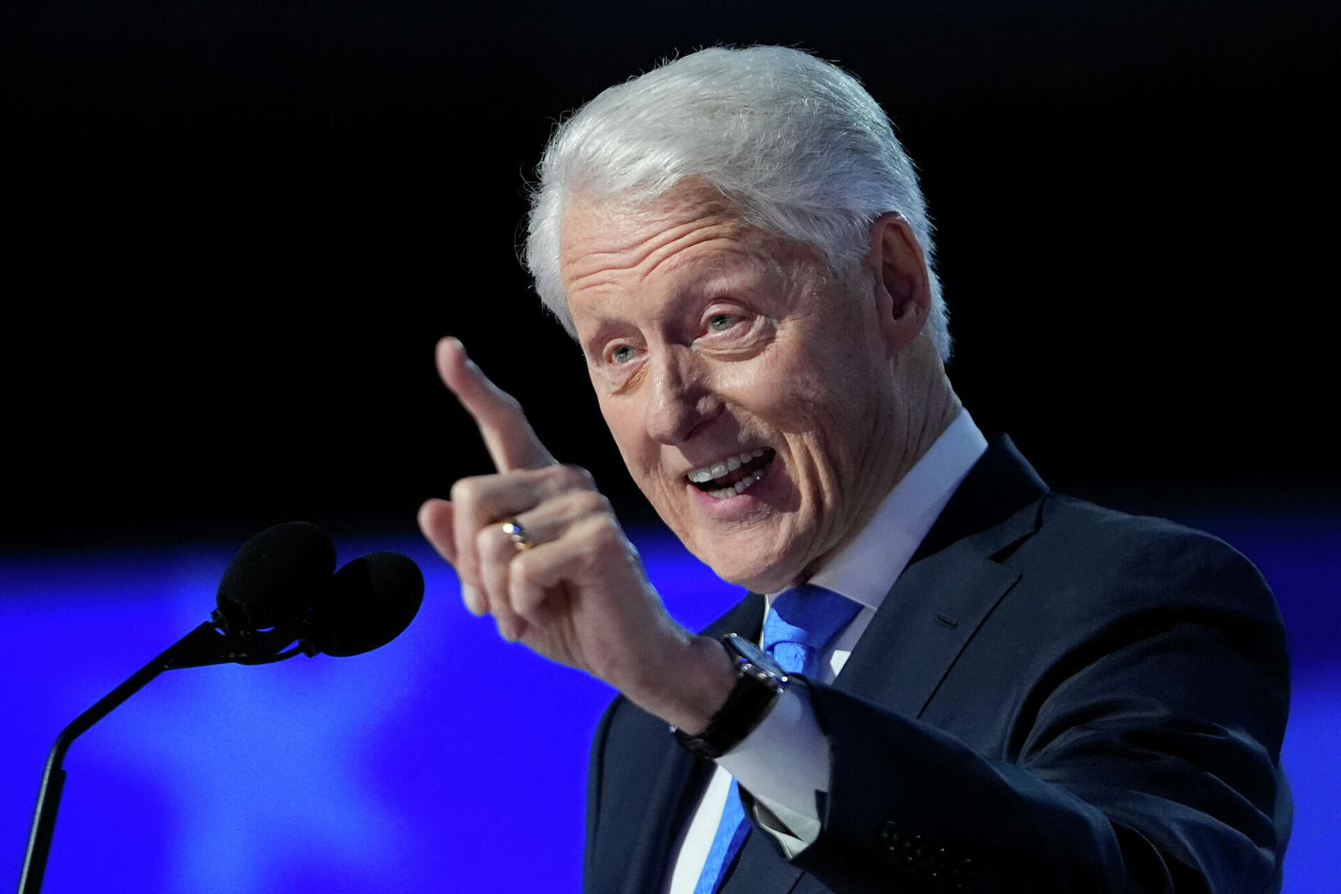 Former President Bill Clinton to visit CT to discuss his new memoir