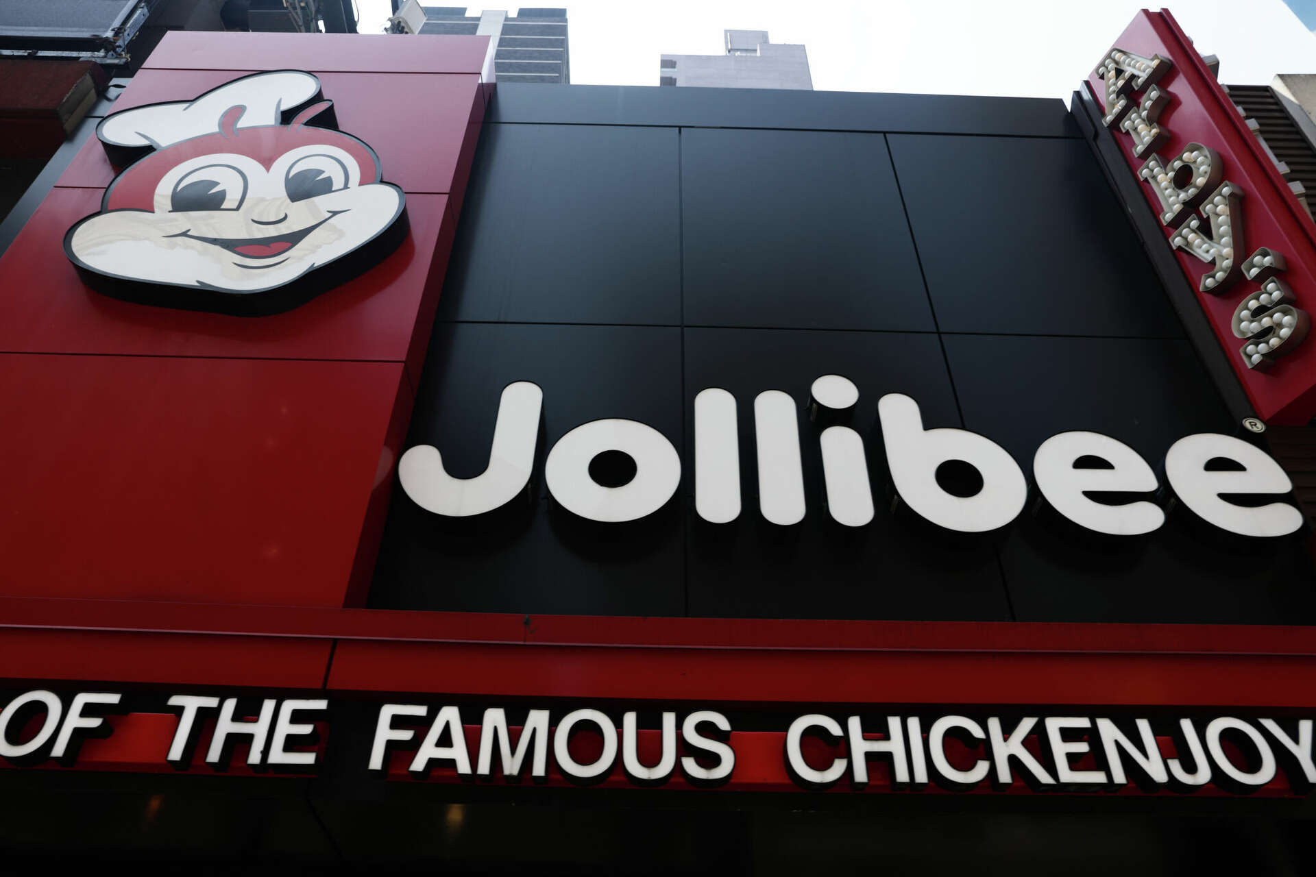 Jollibee, a popular Filipino fast-food chain, opens in Alameda