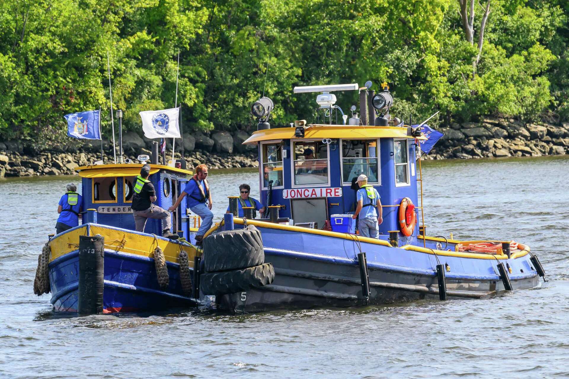 Photos: Tugboats parade up Hudson River for Waterford festival