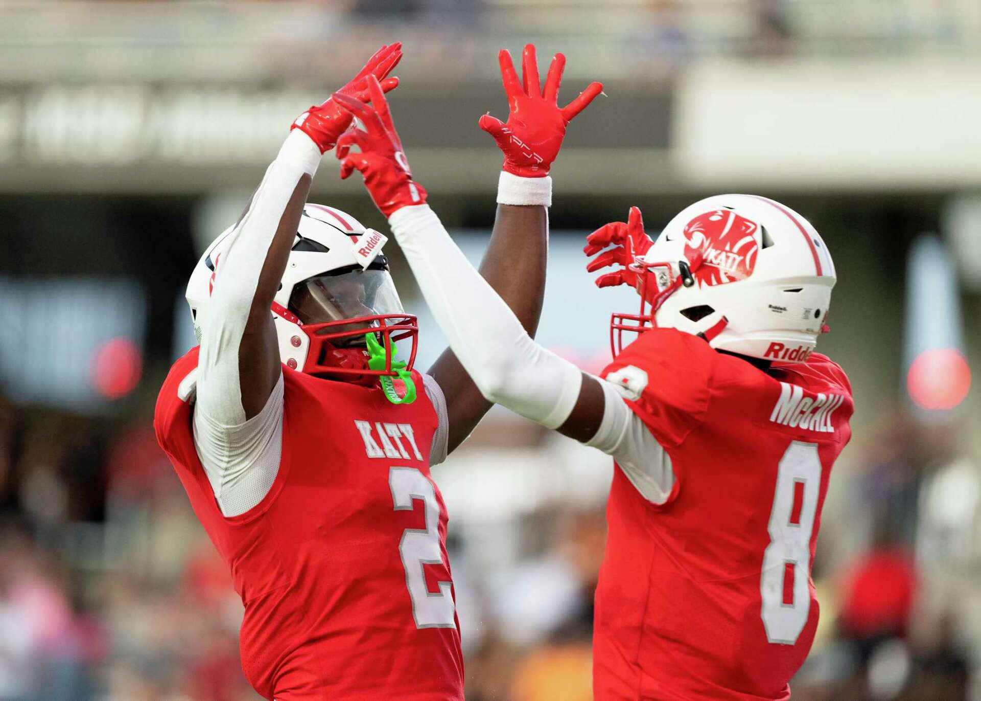 High school football: Atascocita Eagles take down Katy Tigers