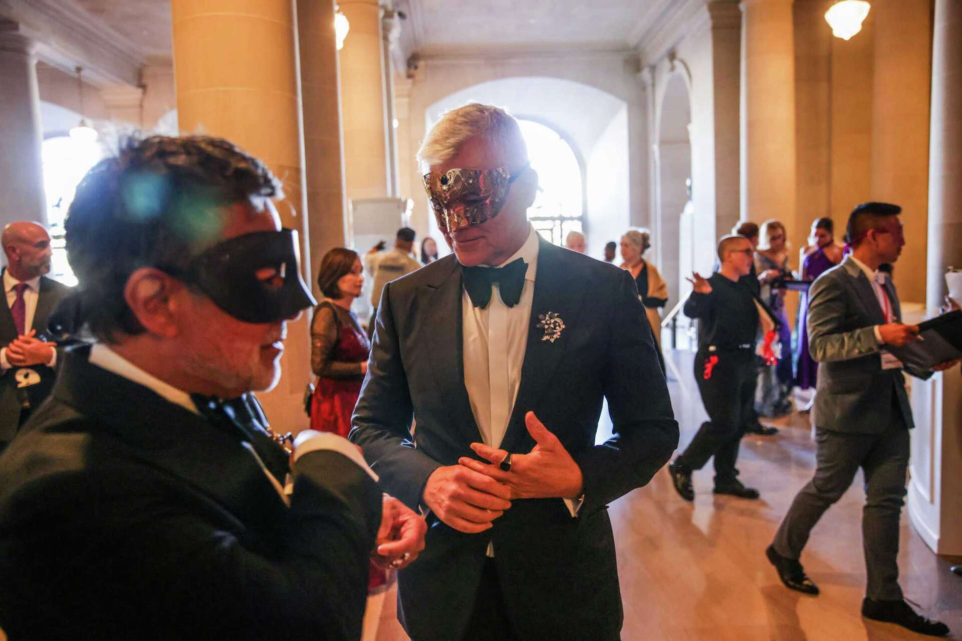 Photos: San Francisco Opera begins its 102nd season with opulent ball