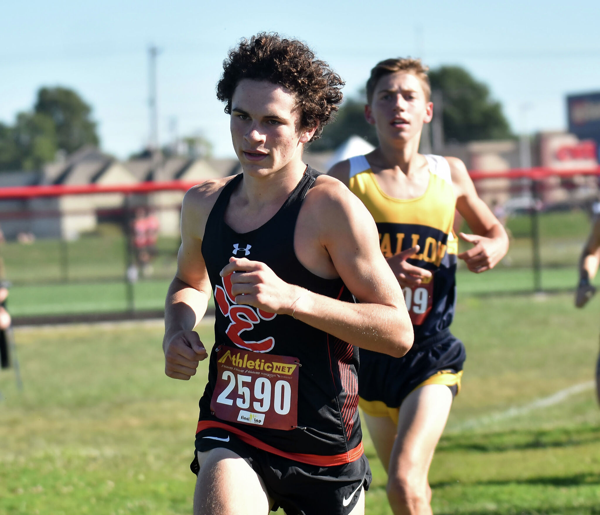 Edwardsville boys, girls run to top-10 finishes at Detweiller