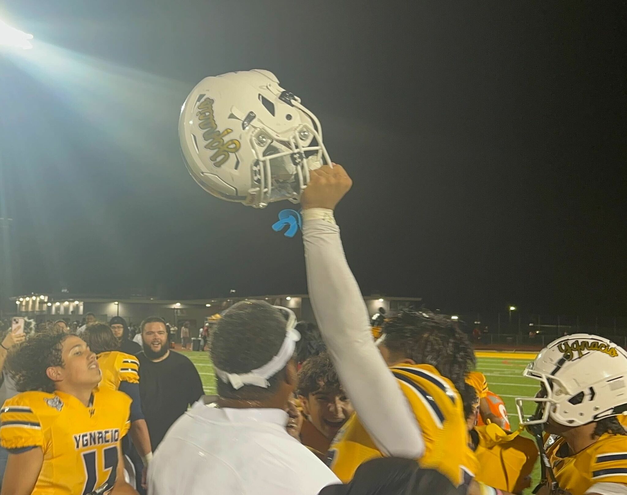 Bay Area high school snaps California's longest football losing streak