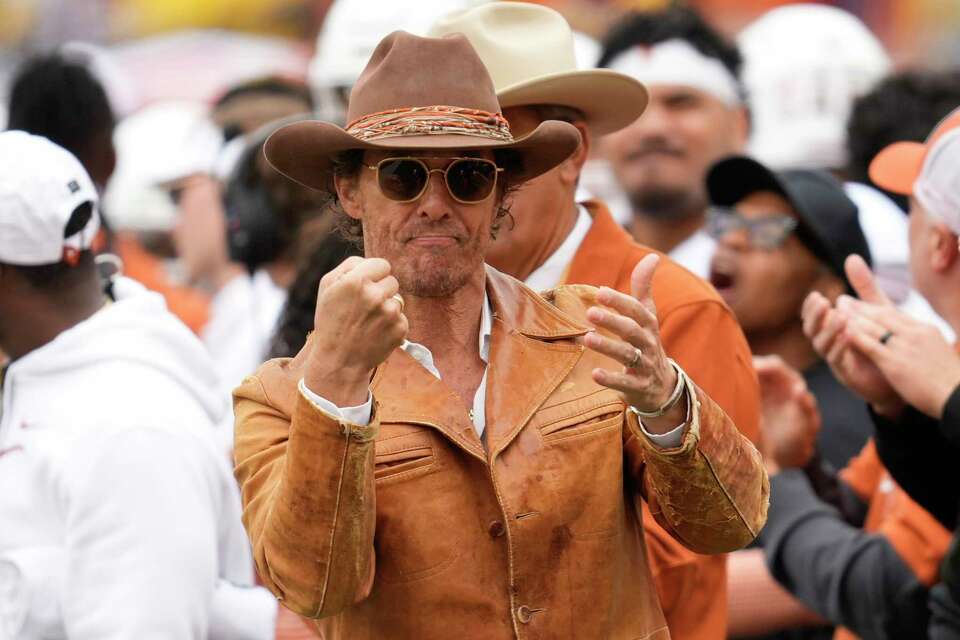 Why Matthew McConaughey, Bill Murray are at UConn-Texas game