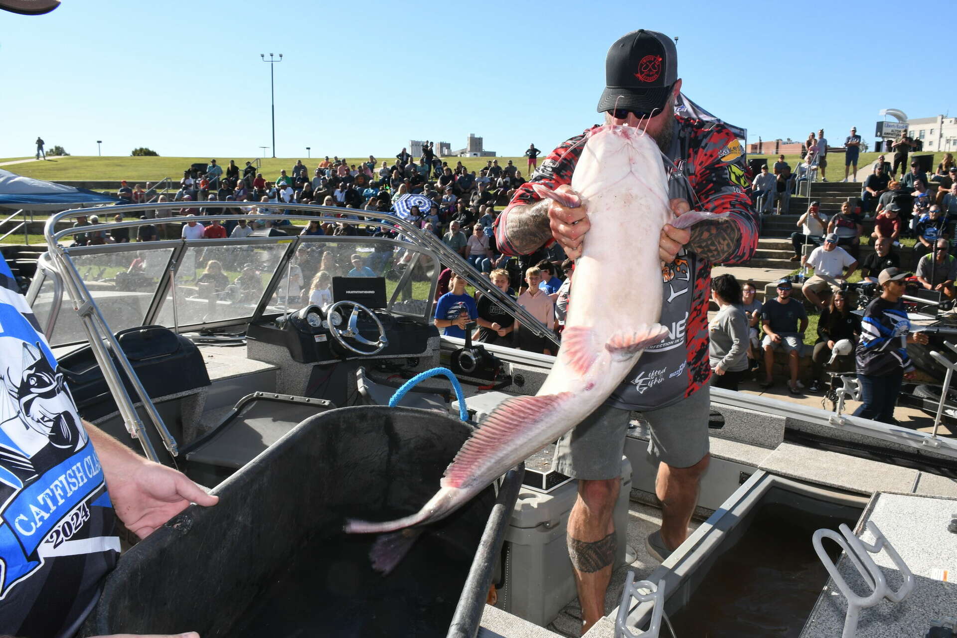 Anglers catch 100-pound catfish to win $21,500 in Illinois tournament