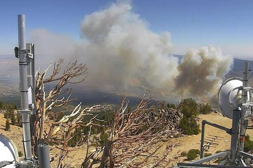 Davis Fire near Reno, Tahoe ski area triggers evacuations, closures