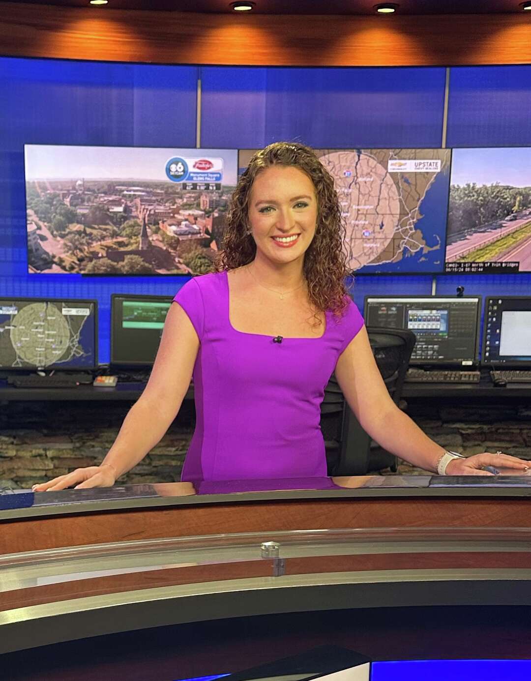 CBS6 anchor Olivia Jaquith goes into labor, continues to broadcast