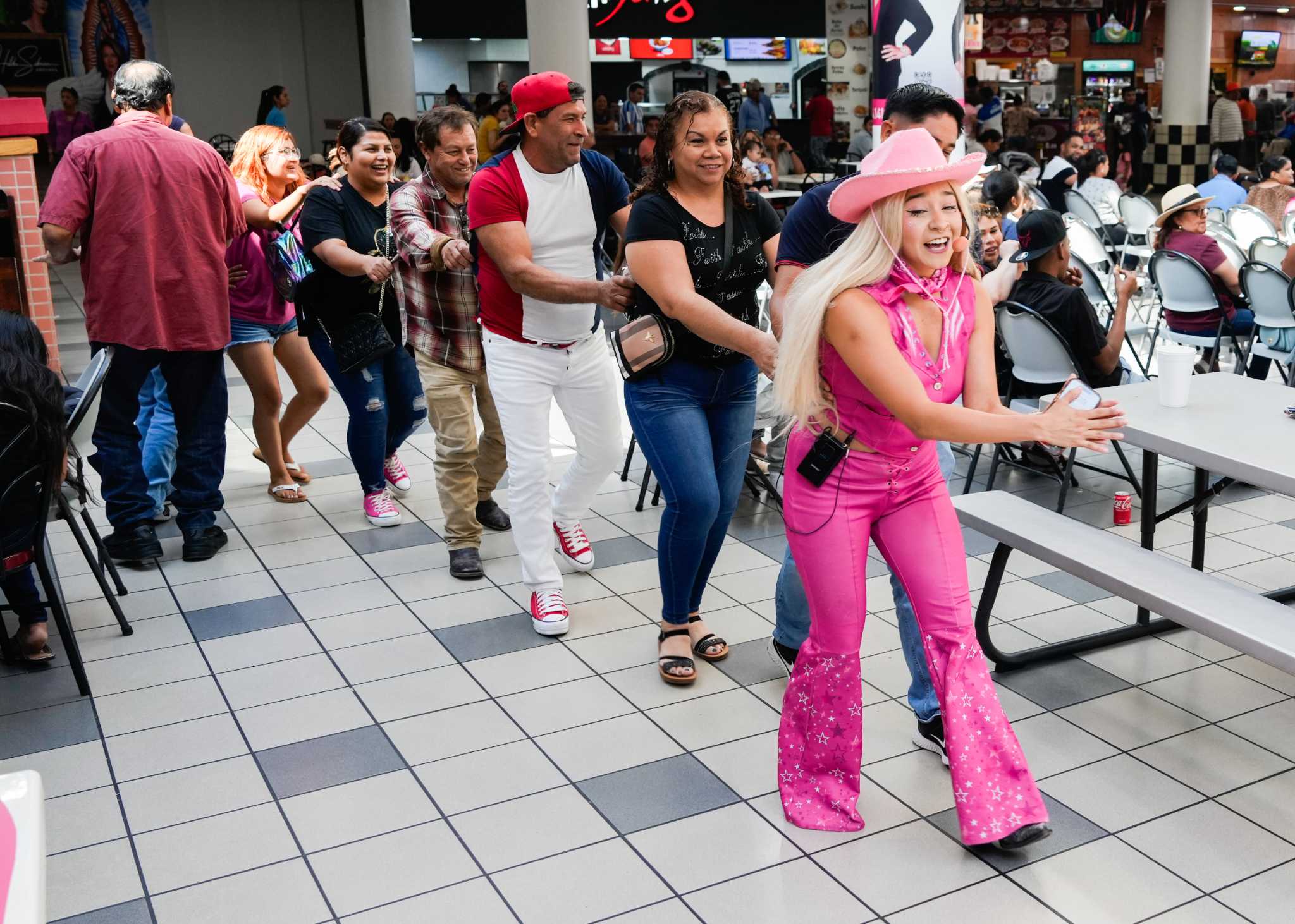 Former Sharpstown Center gets new lease on life as PlazAmericas