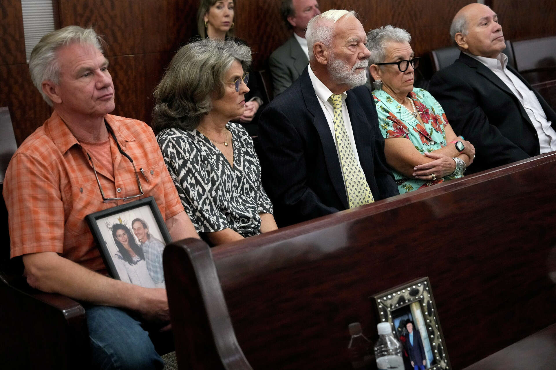 Gerald Goines trial: Defense says officer lied in search warrant