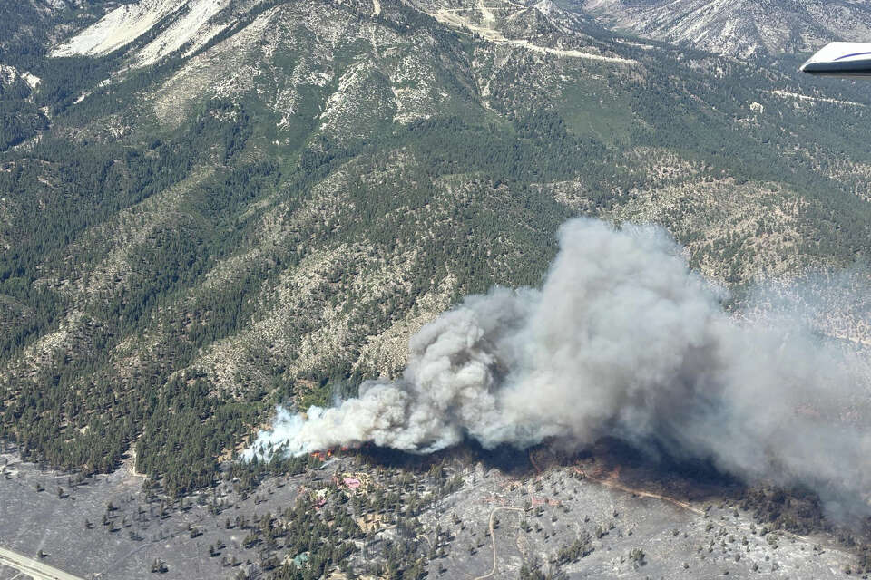 Up to 14,000 evacuated ahead of wildfire burning south of Reno