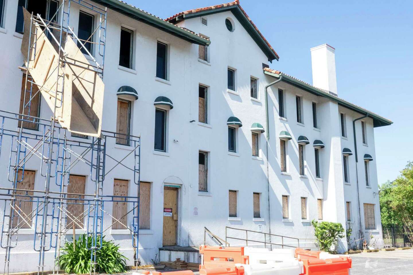 Riverside Hospital begins transformation into health care hub