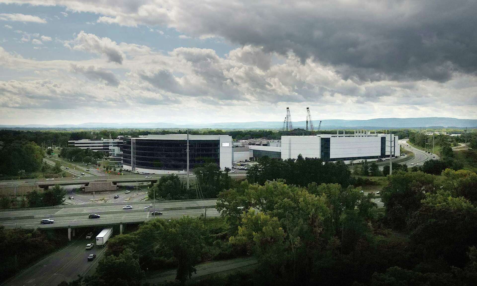 IBM gobbling up space at Albany NanoTech as it adds hundreds of worker