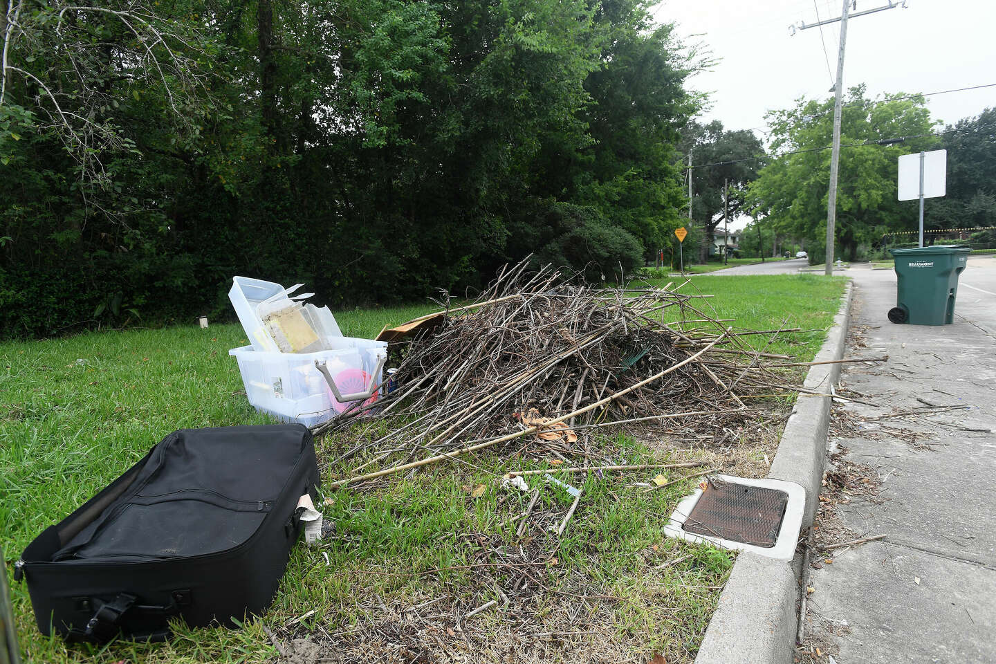 City of Beaumont has guidelines for bulk trash pick-up