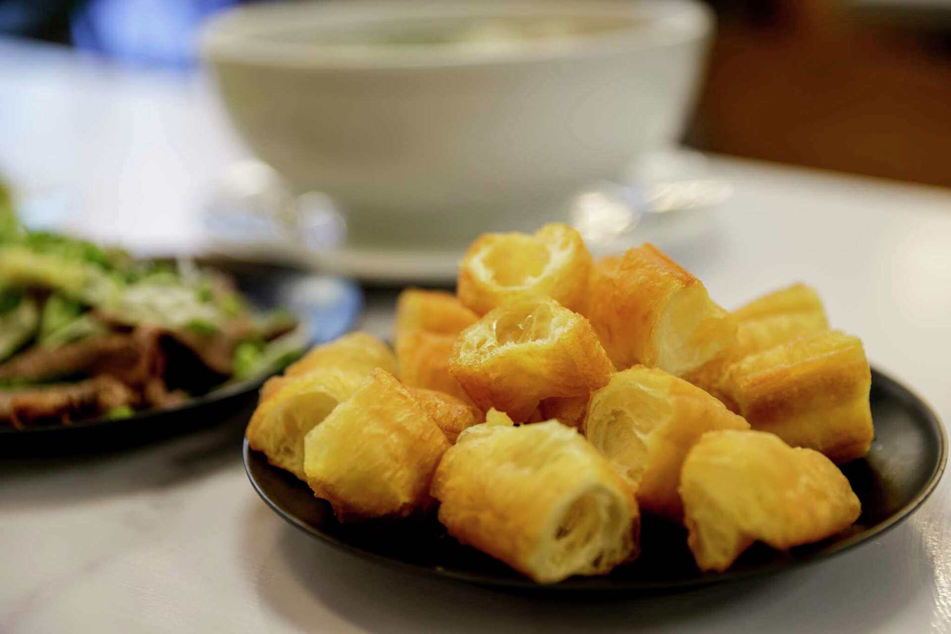 Bay Area pho shop Pho Duoi Bo features sizzling, blowtorched beef