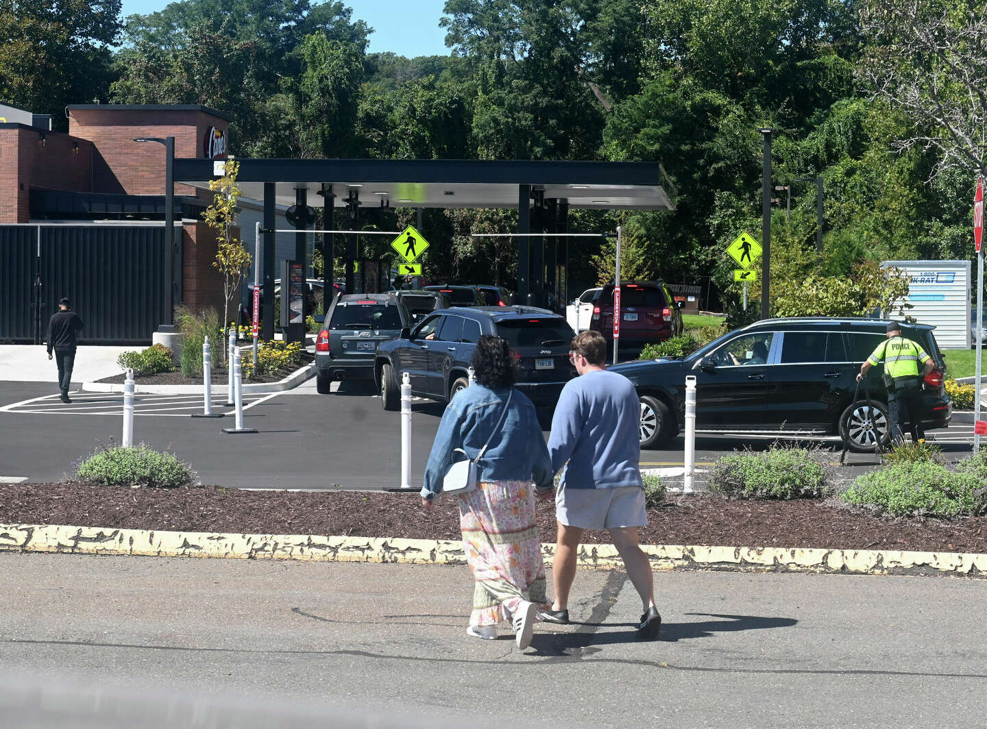 In photos: Raising Cane's opens new restaurant in Simsbury