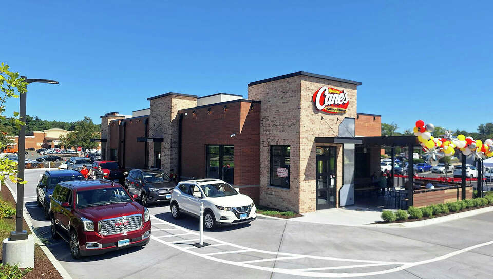In photos: Raising Cane's opens new restaurant in Simsbury