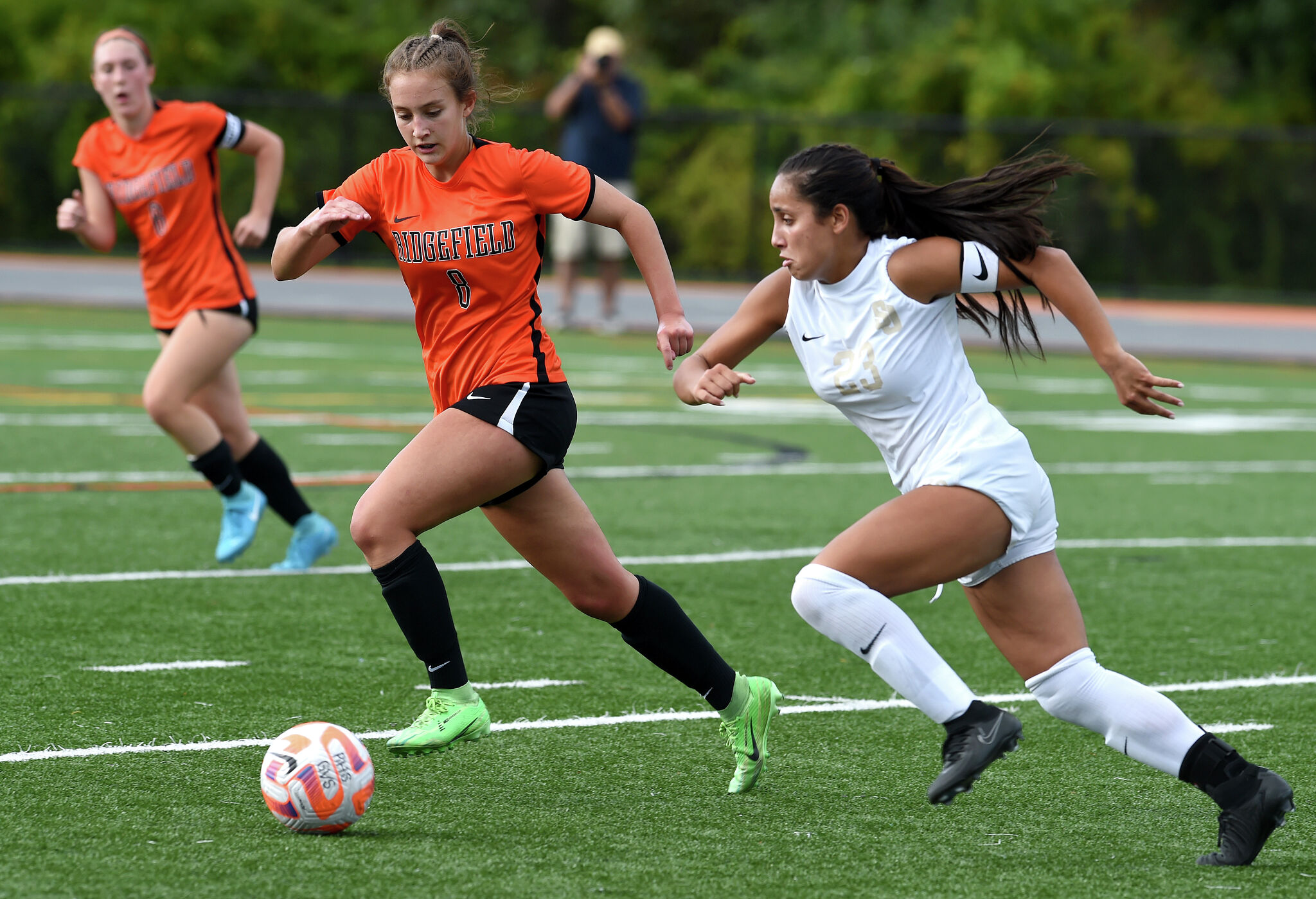 Ex-CT girls soccer All-American Alexa Pino transferring to Kentucky