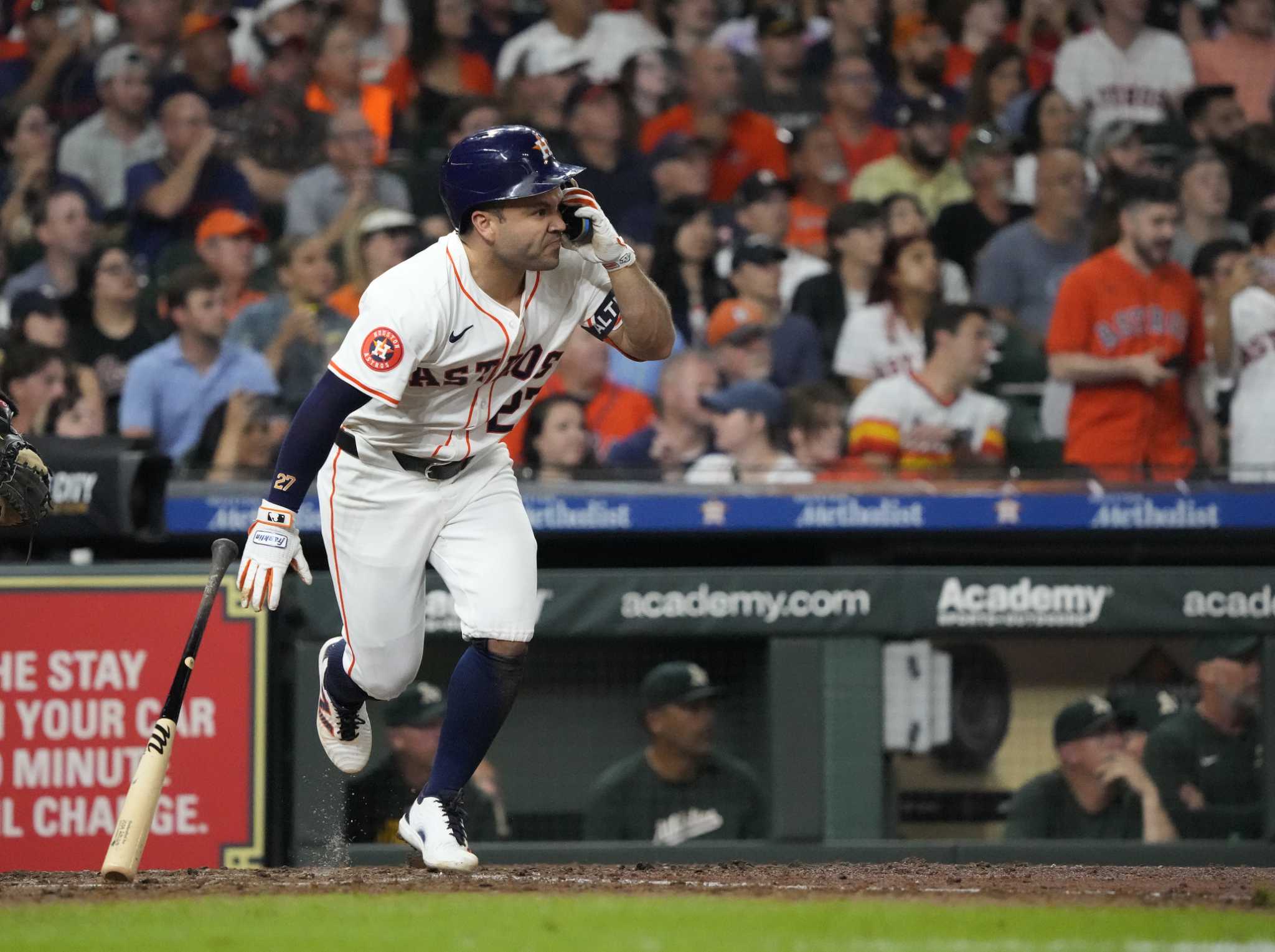 Houston Astros: Jose Altuve 'better' but not in lineup Thursday