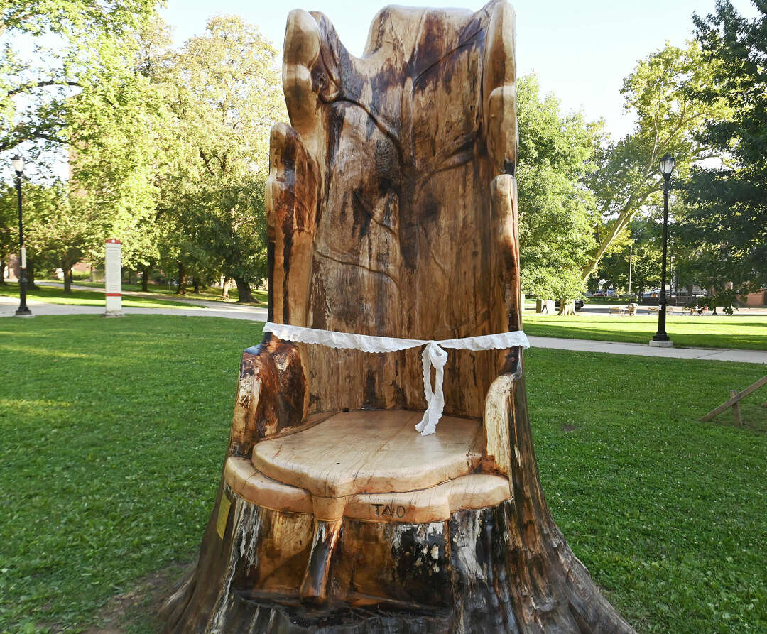 Hartford artist Tao LaBossiere's throne dedicated in Bushnell Park