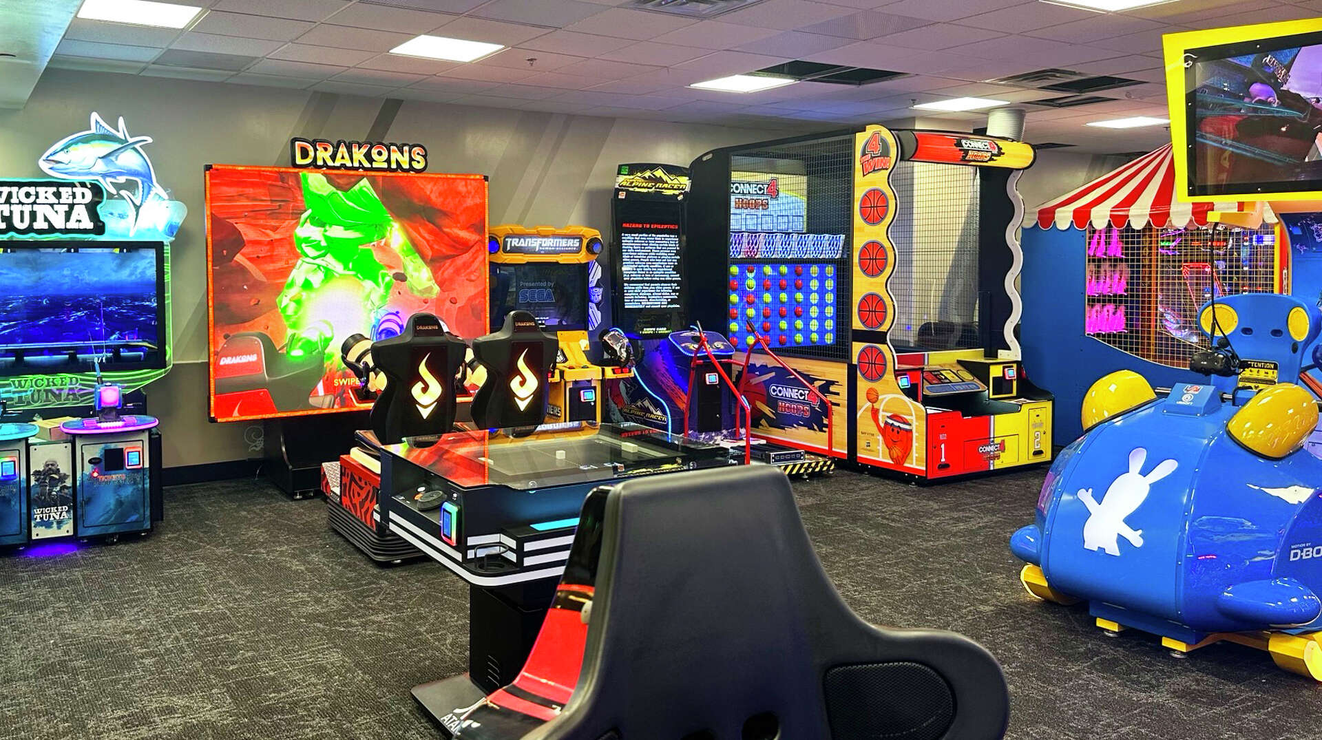 Trumbull Mall welcomes Fun Spot Arcade
