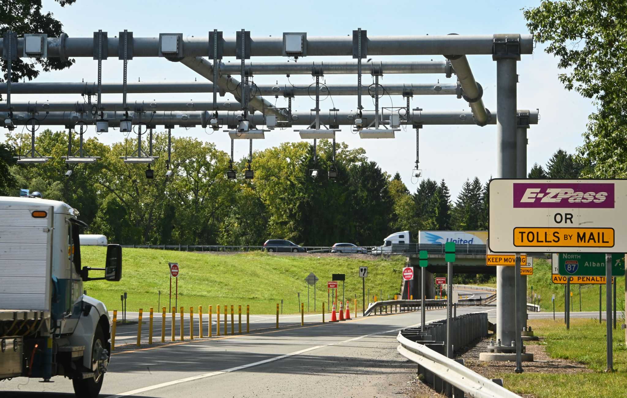 Fake license plates can incur real toll charges for E-ZPass holders
