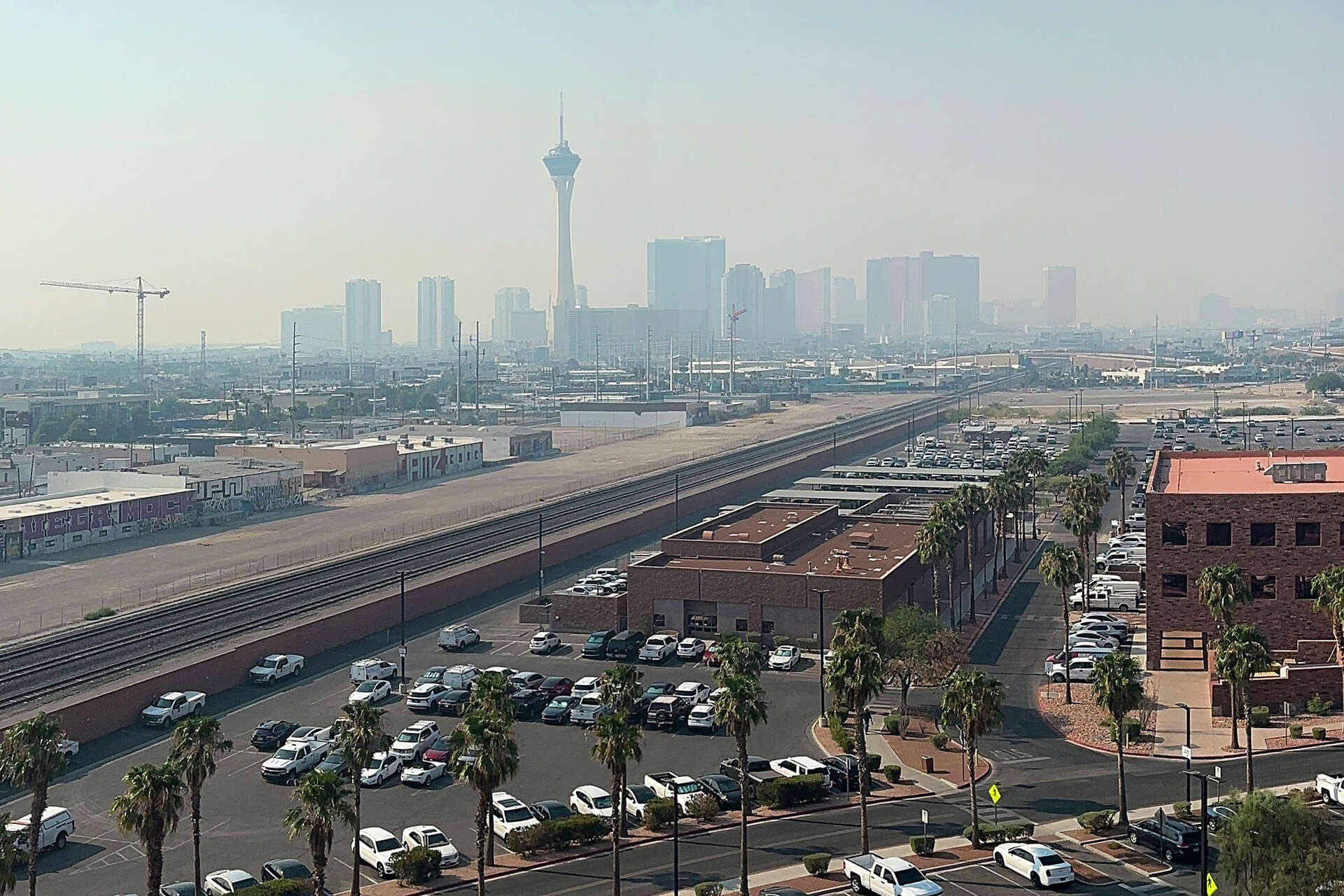 Ash falls on Las Vegas, smoke alert issued due to Calif. wildfires