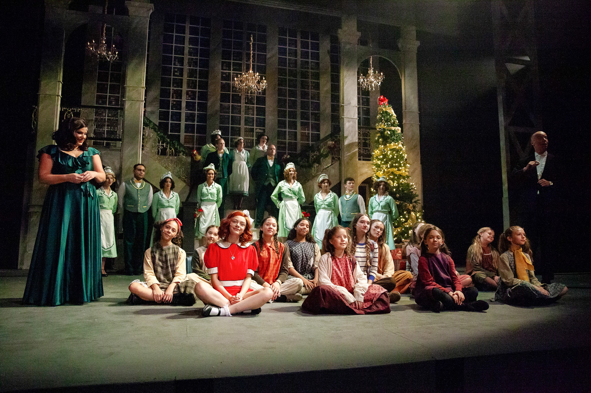 Jefferson Middle Schoolers star in 'Annie' at Lebowsky Center