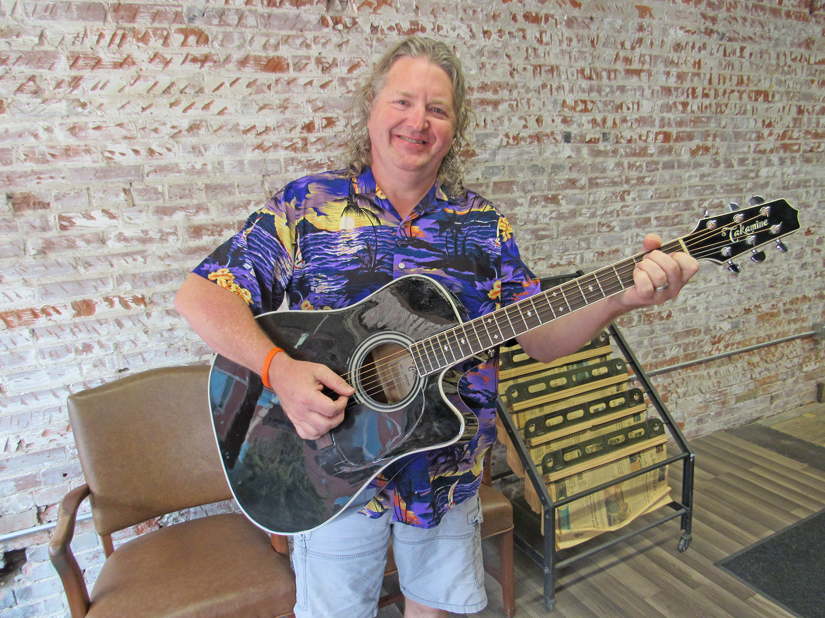 Collinsville IL musician performs in Edwardsville