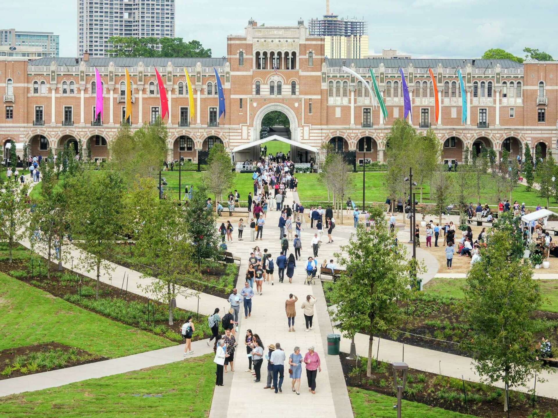 Rice University reopens quad designed by Nelson Byrd Woltz