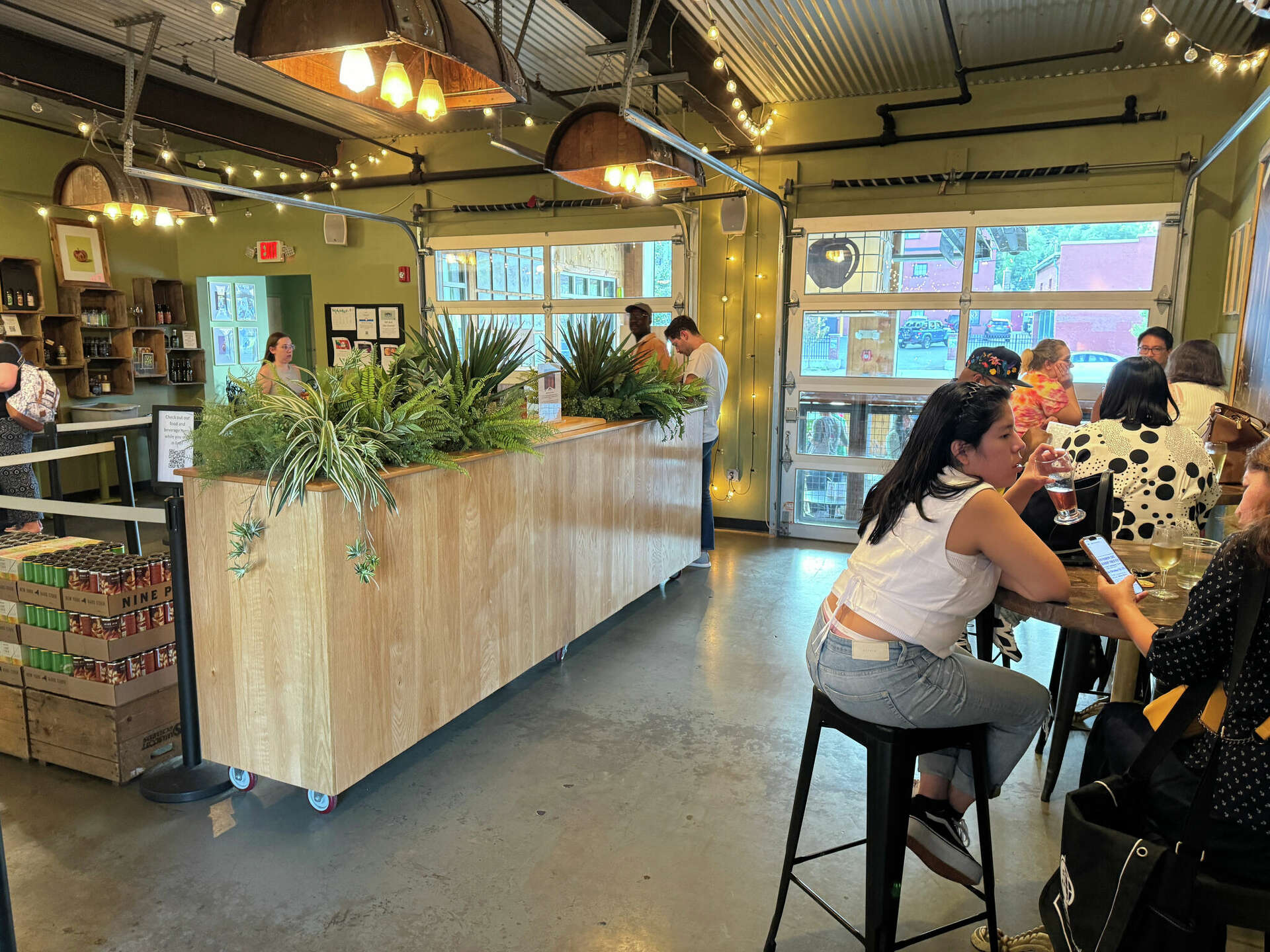 Nine Pin Cider in Albany grows in cocktails, nonalcoholic drinks