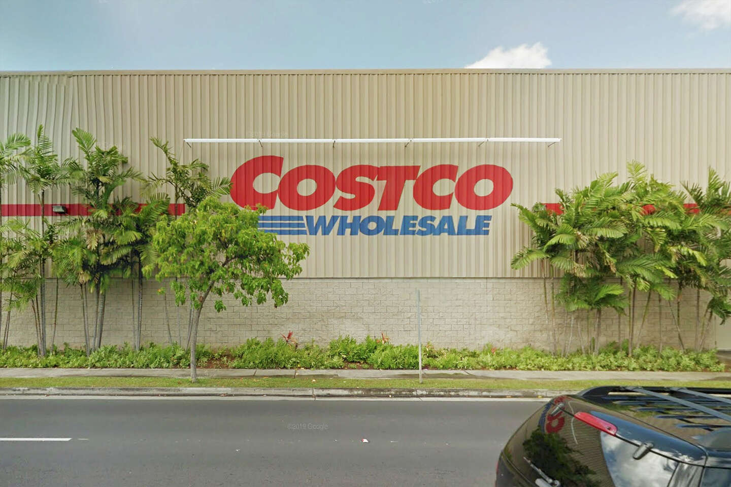 What it's like shopping at the busiest Costco in the world