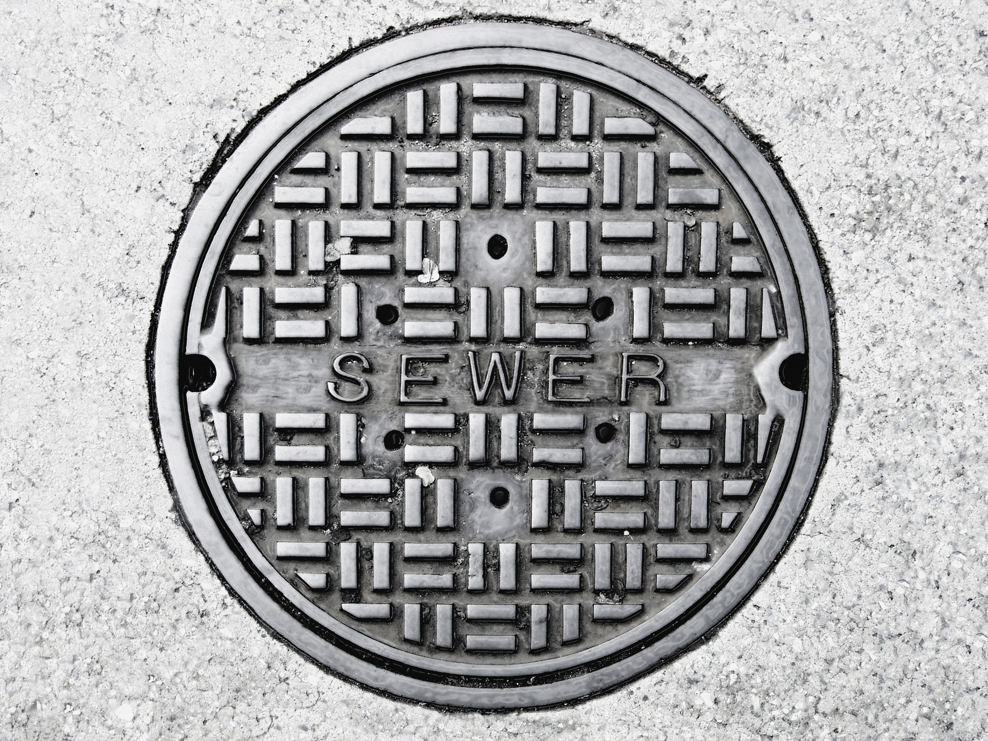 Texas woman hospitalized after falling through manhole