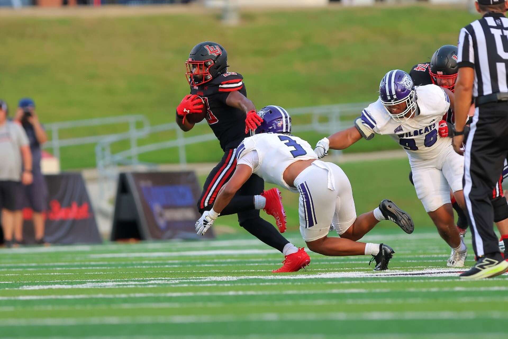 Lamar football team stuns No. 20 Weber State